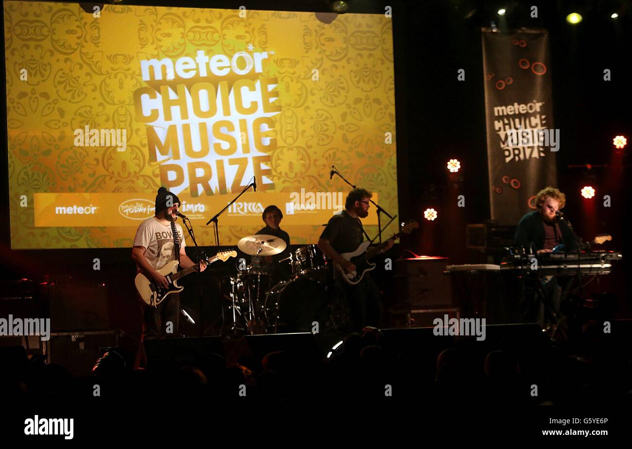 Brian Meaney, Stephen Ryan and Patrick O'Brein of Windings perform live ...