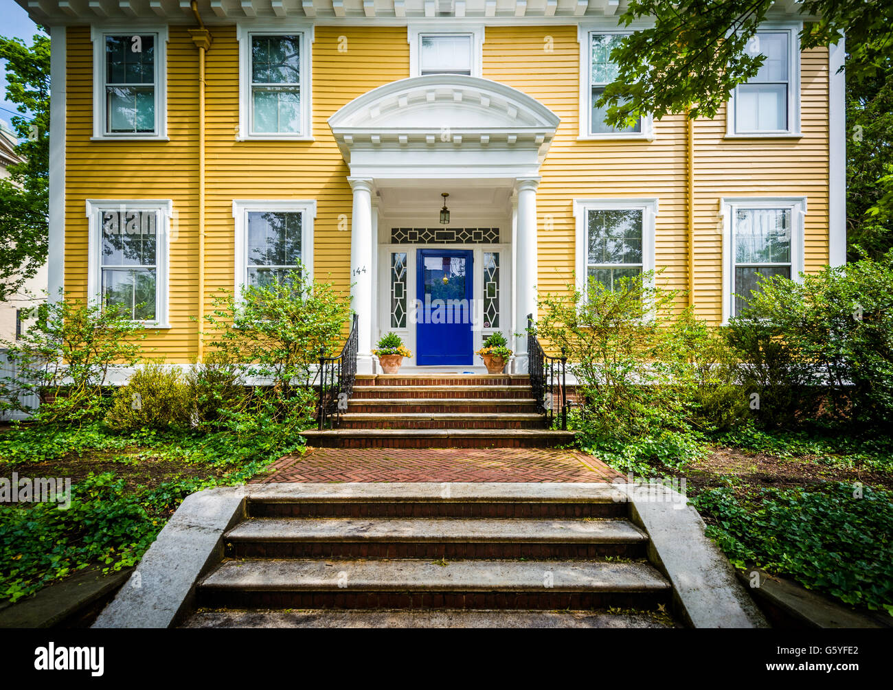 College hill neighborhood hi-res stock photography and images - Alamy