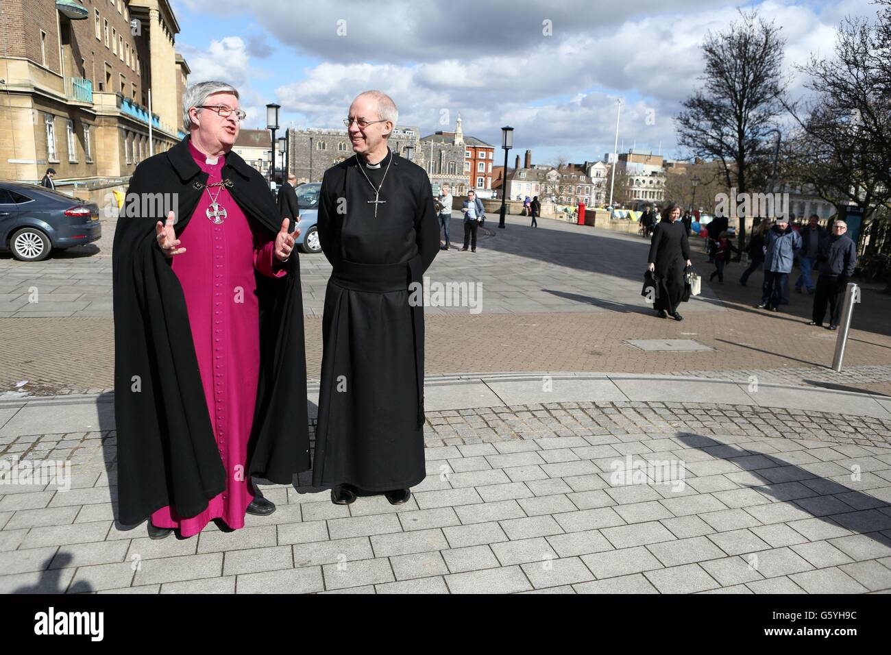 Archbishop begins UK pilgrimage Stock Photo - Alamy
