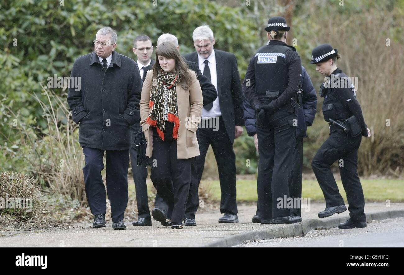 Mourners arrive at the funeral of Egypt balloon crash victim Yvonne ...