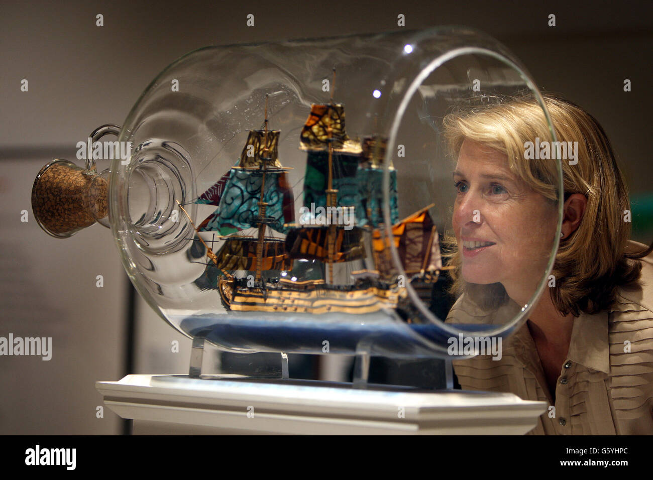 Government art display Stock Photo - Alamy