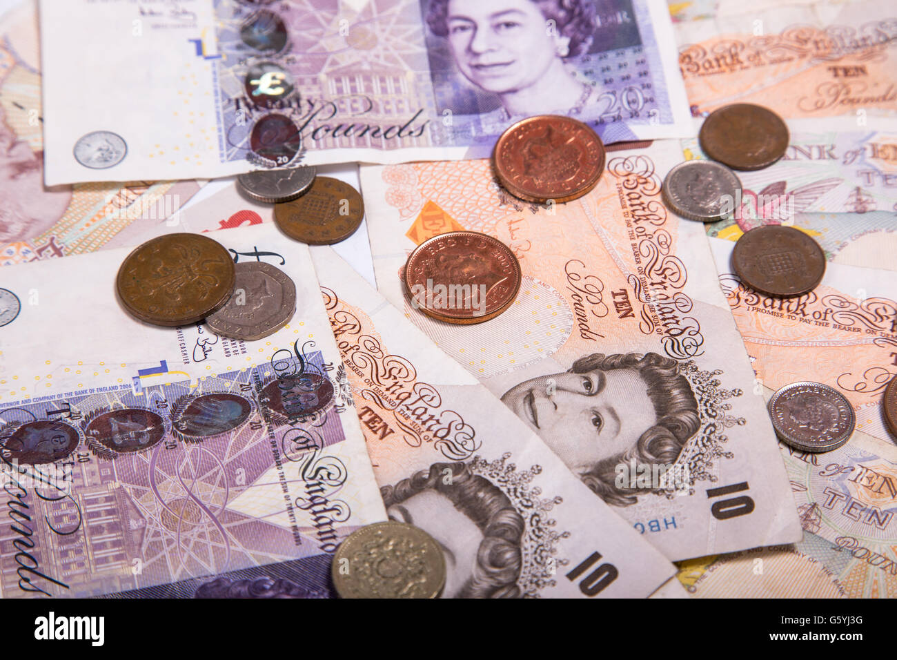 A close-up photograph of Sterling currency Stock Photo - Alamy