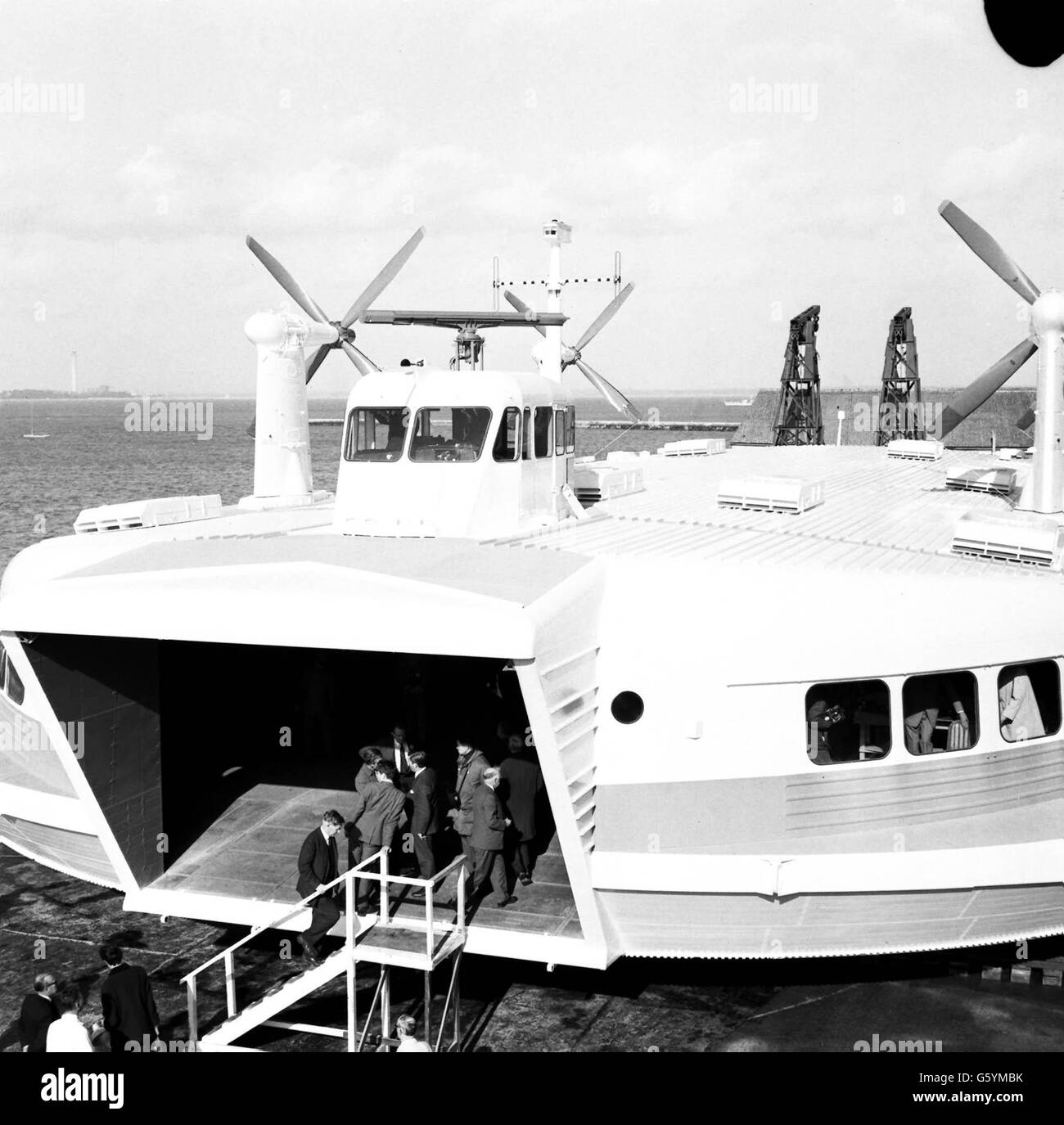 Worlds Largest Hovercraft High Resolution Stock Photography and Images ...