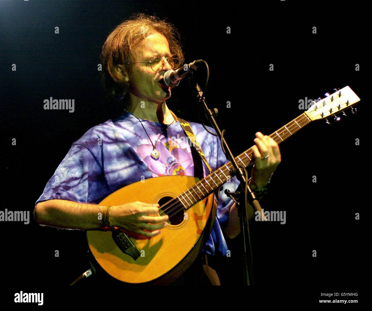 Mandolin player hi-res stock photography and images - Alamy