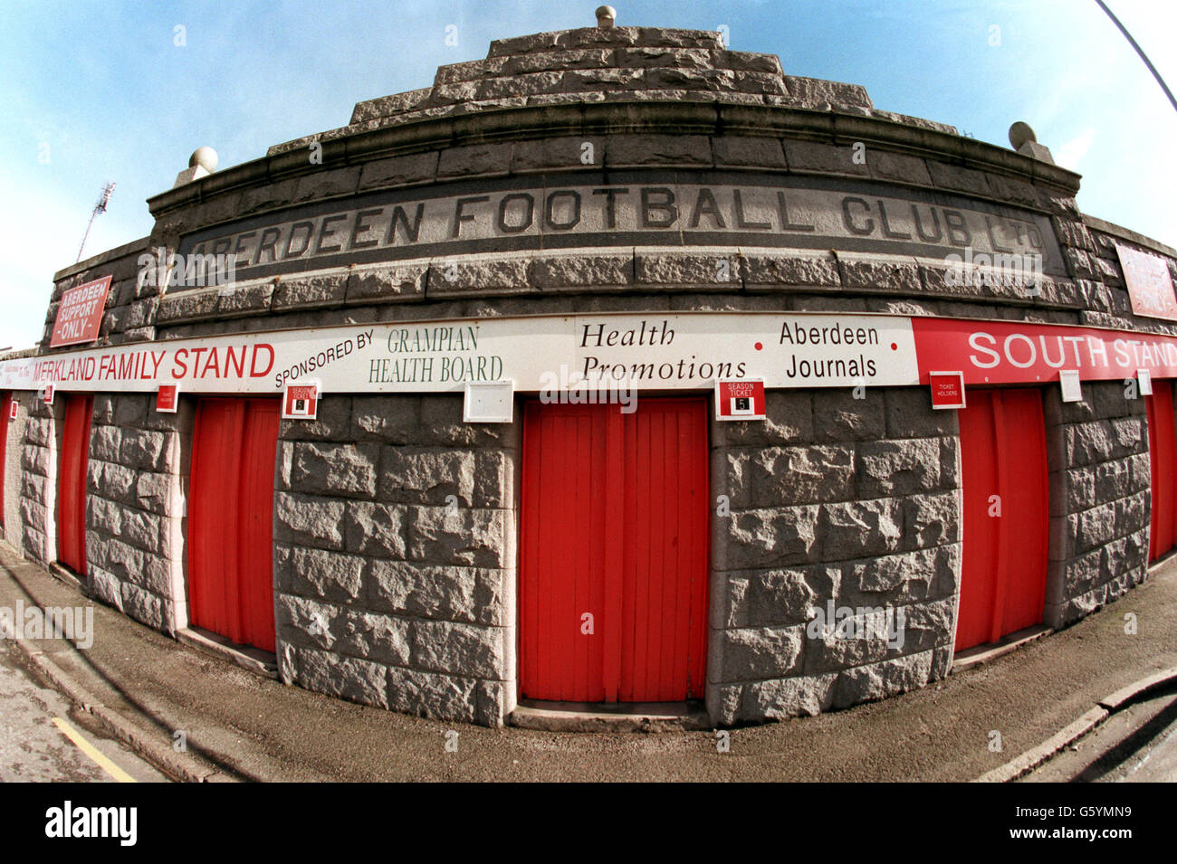 Exterior pittodrie stadium hi-res stock photography and images - Alamy
