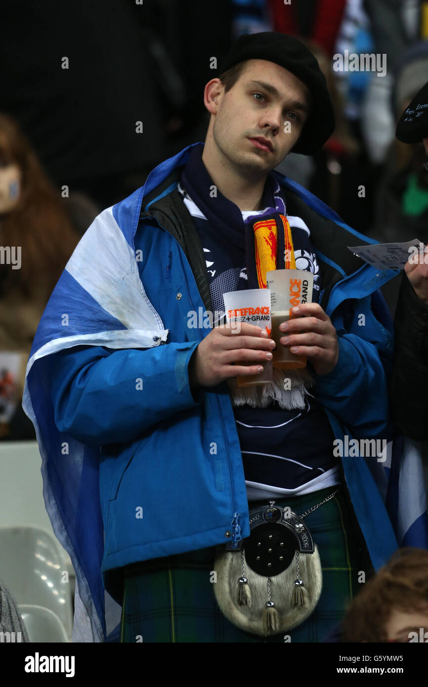 Rugbyu scotland beret hi-res stock photography and images - Alamy