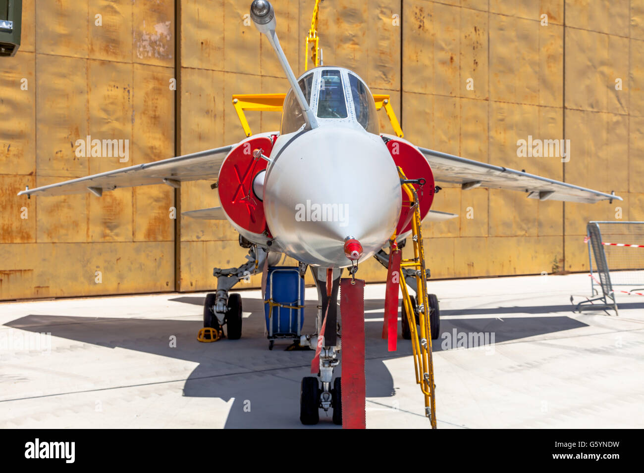 Mirage f1 engine hi-res stock photography and images - Alamy