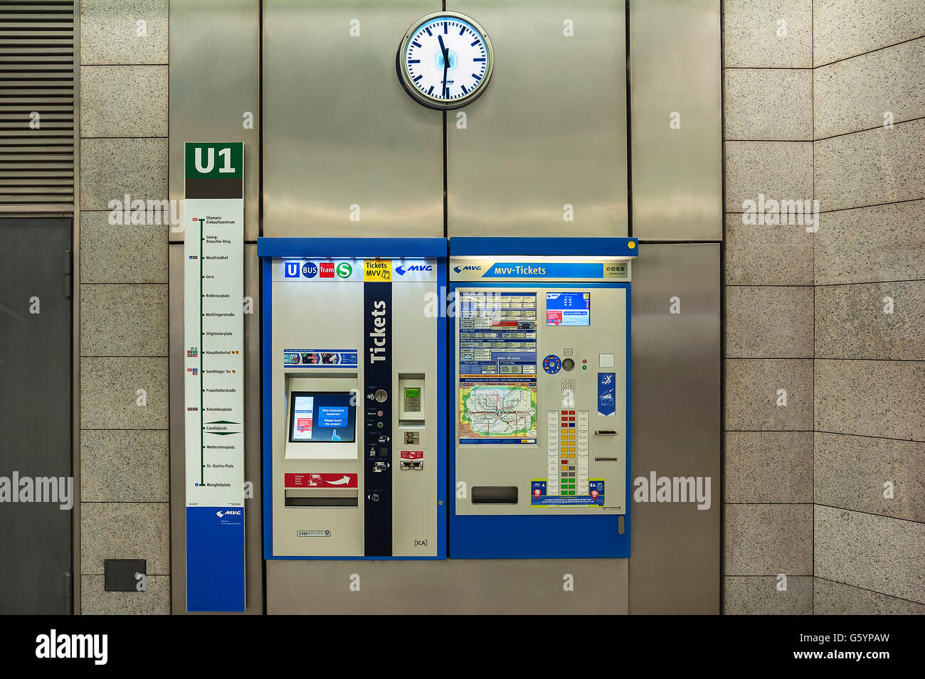 Ticket vending machines hi-res stock photography and images - Alamy