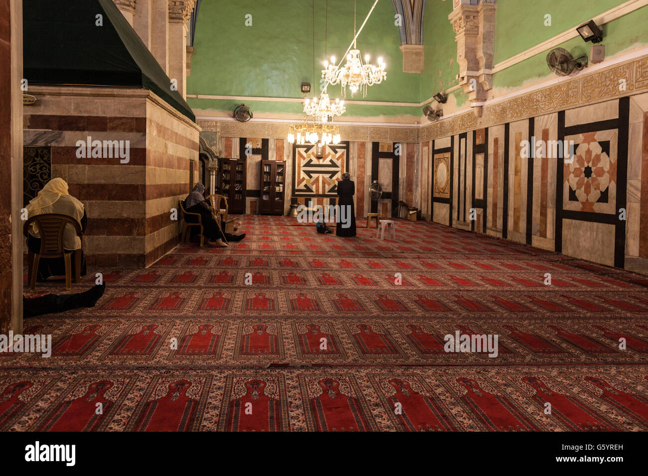 Abraham Mosque in Hebron, Mosque of Patriarchs Stock Photo - Alamy