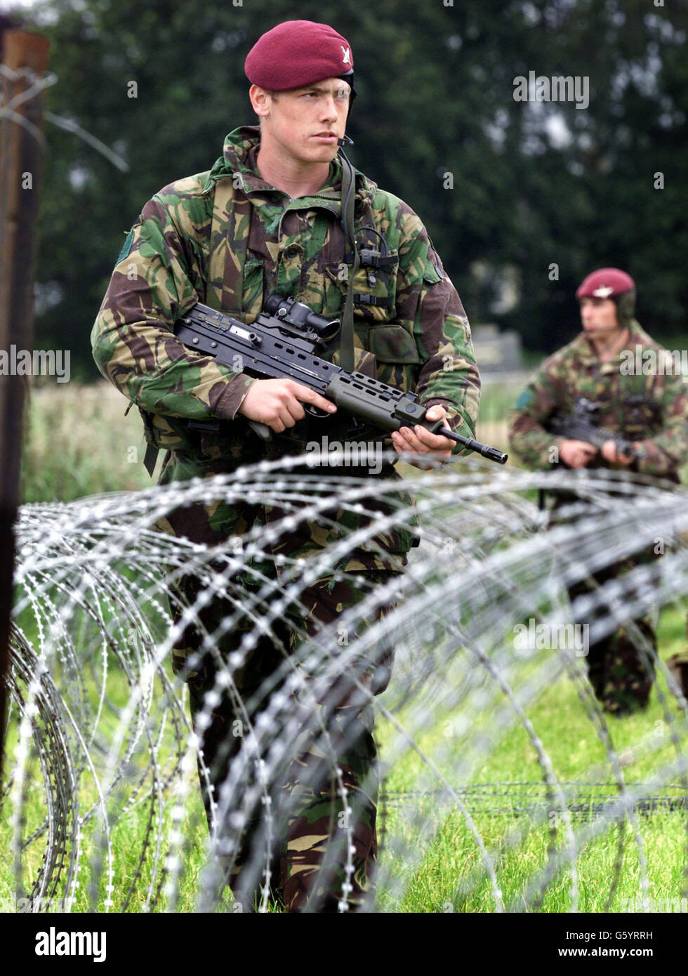 Paratroopers british uniform hi-res stock photography and images - Alamy