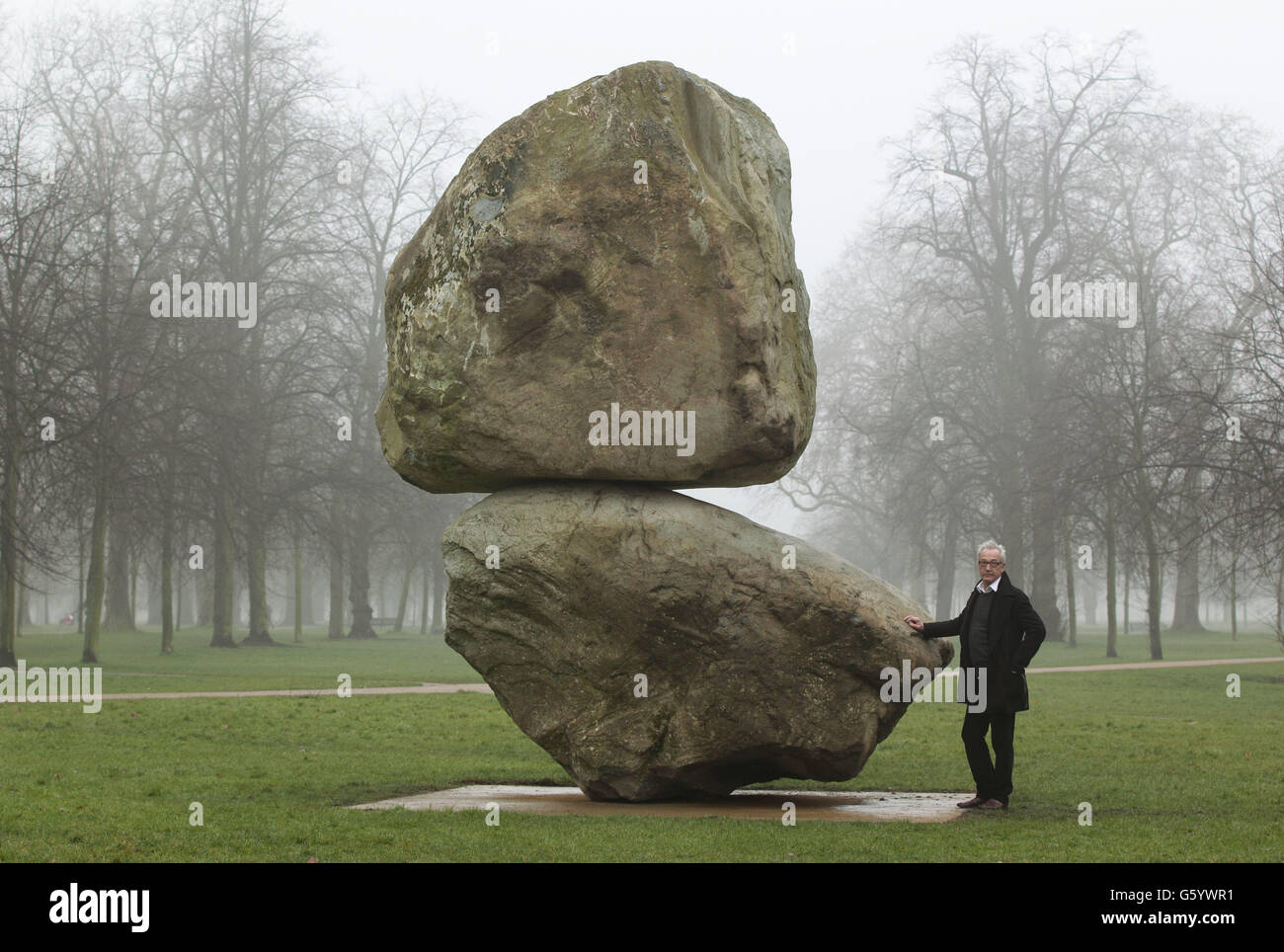 Boulder sculpture in Hyde Park Stock Photo - Alamy