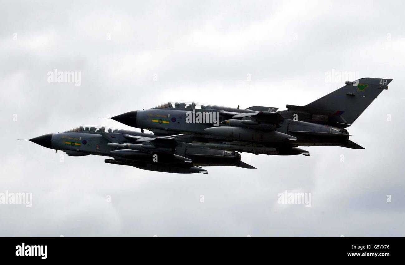 Actress and singer claire sweeney hi-res stock photography and images ...