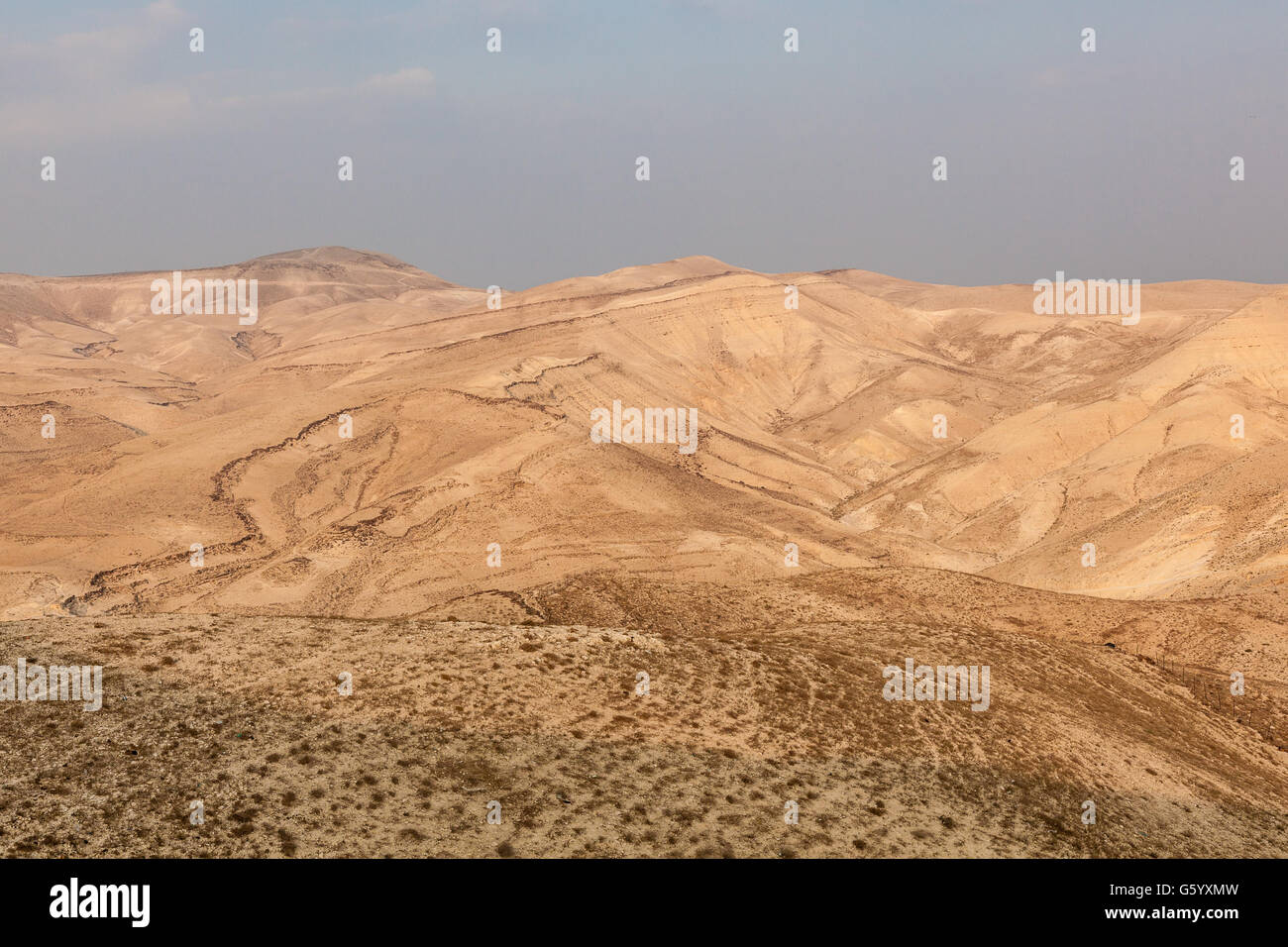 Judean desert east from jerusalem hi-res stock photography and images ...