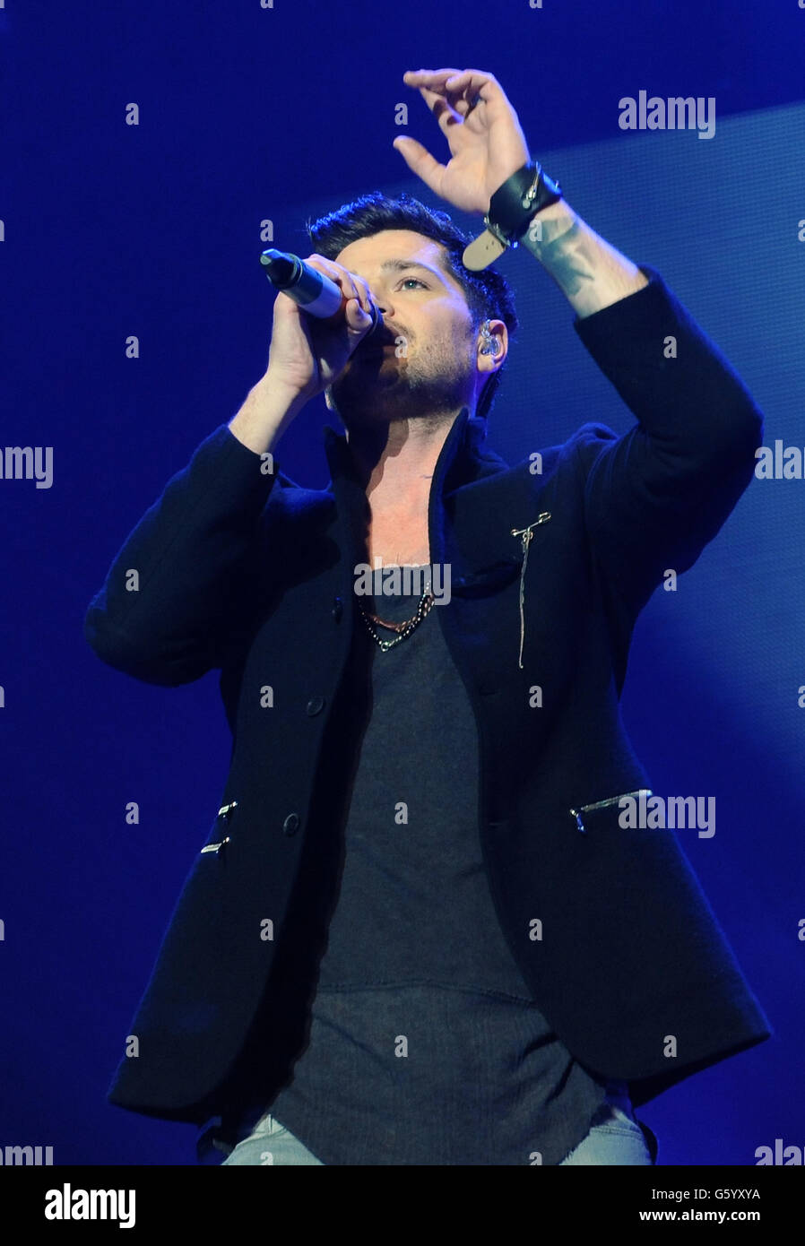 The script in concert hi-res stock photography and images - Alamy