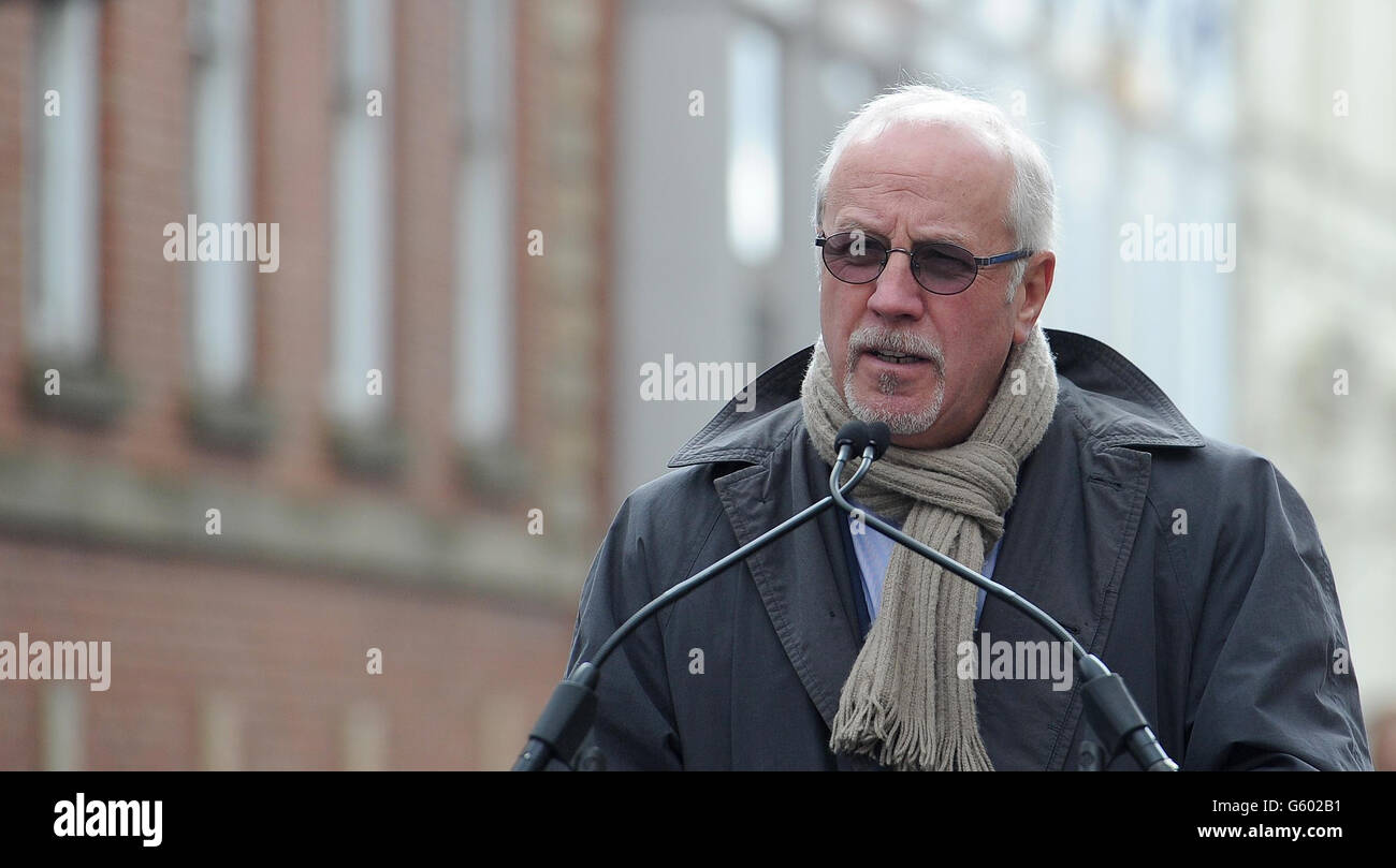 Colin parry father of tim hi-res stock photography and images - Alamy