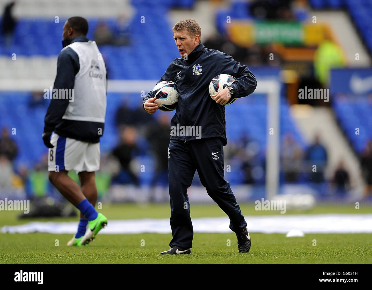 Everton assistant manager Steve Round during pre-match training Stock ...