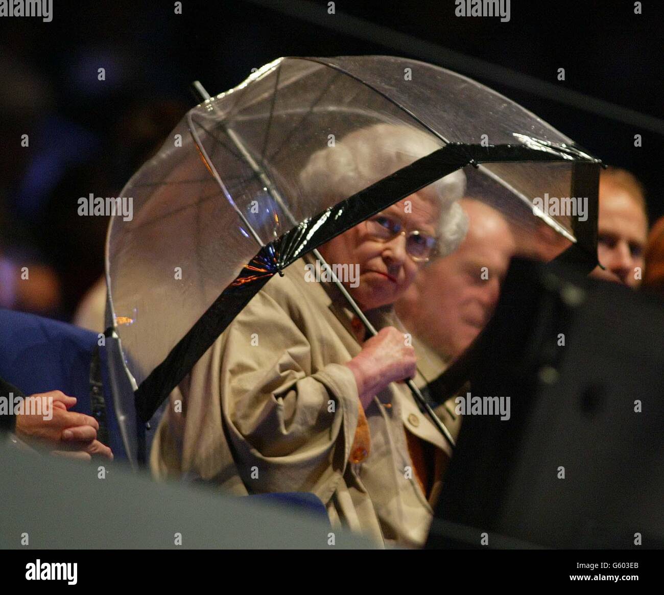 Queen Elizabeth II at the Commonwealth games Stock Photo - Alamy