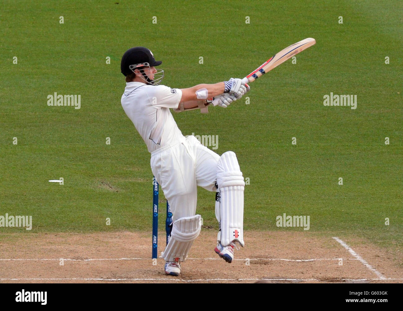 New zealands kane williamson bats hi-res stock photography and images ...