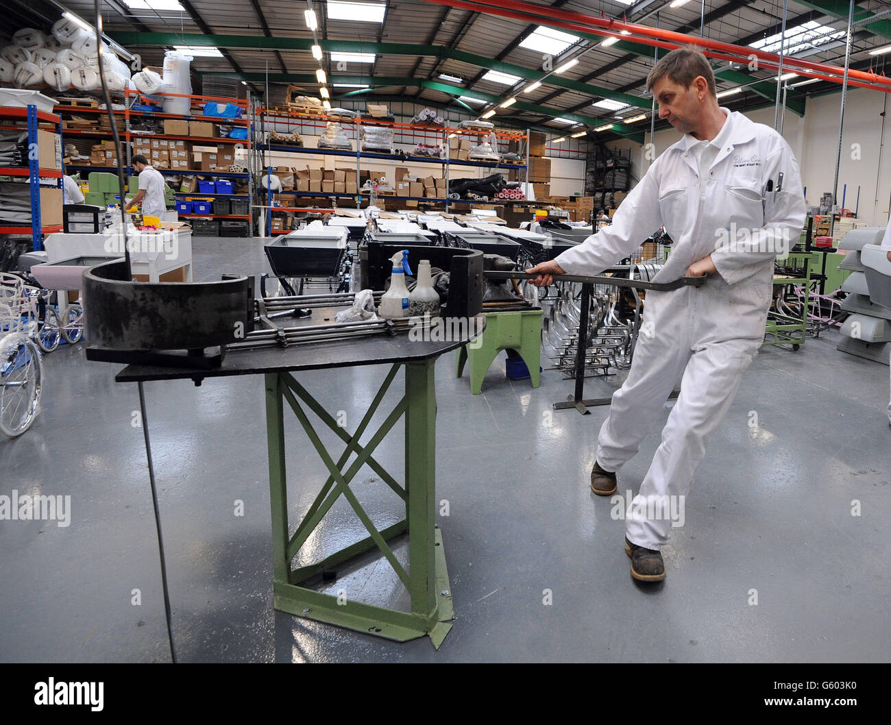 Darrell taylor prepares c springs balmoral pram silver cross factory hi ...
