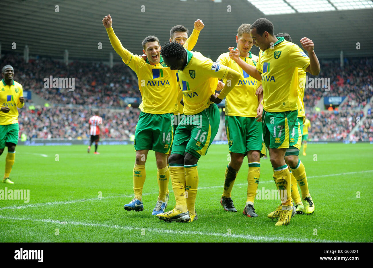 Norwich City's Wes Hoolahan (left) celebrates his goal with team mates ...