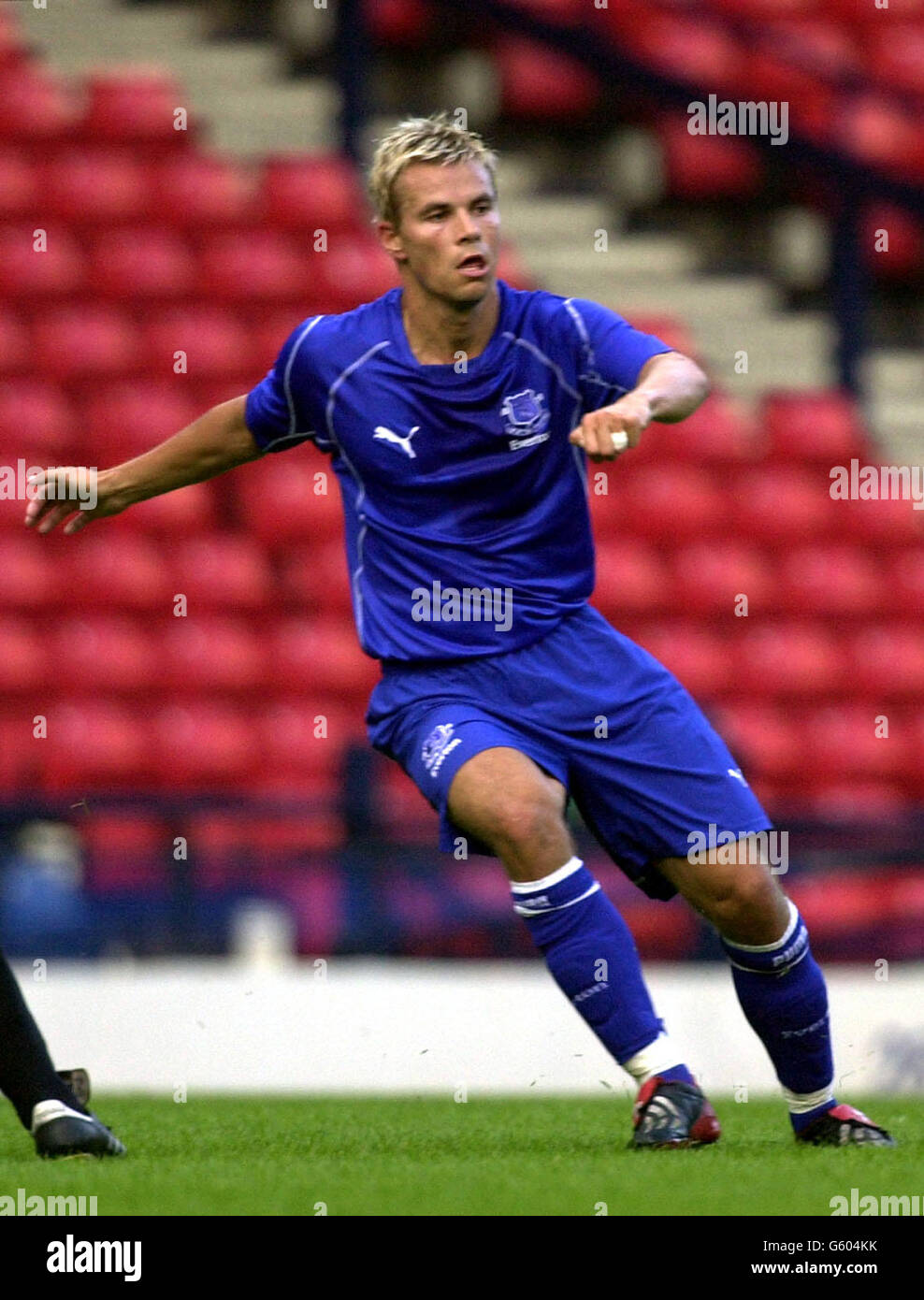 Evertons niclas alexandersson hampden park hi-res stock photography and ...