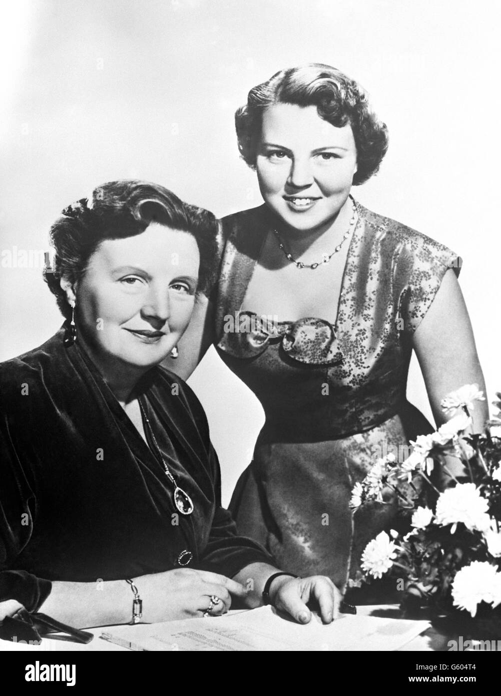 Queen juliana princess beatrix Black and White Stock Photos & Images ...