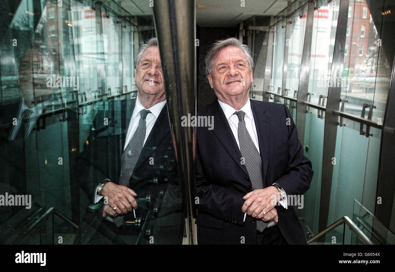 At the headquarters of the cbi hi-res stock photography and images - Alamy