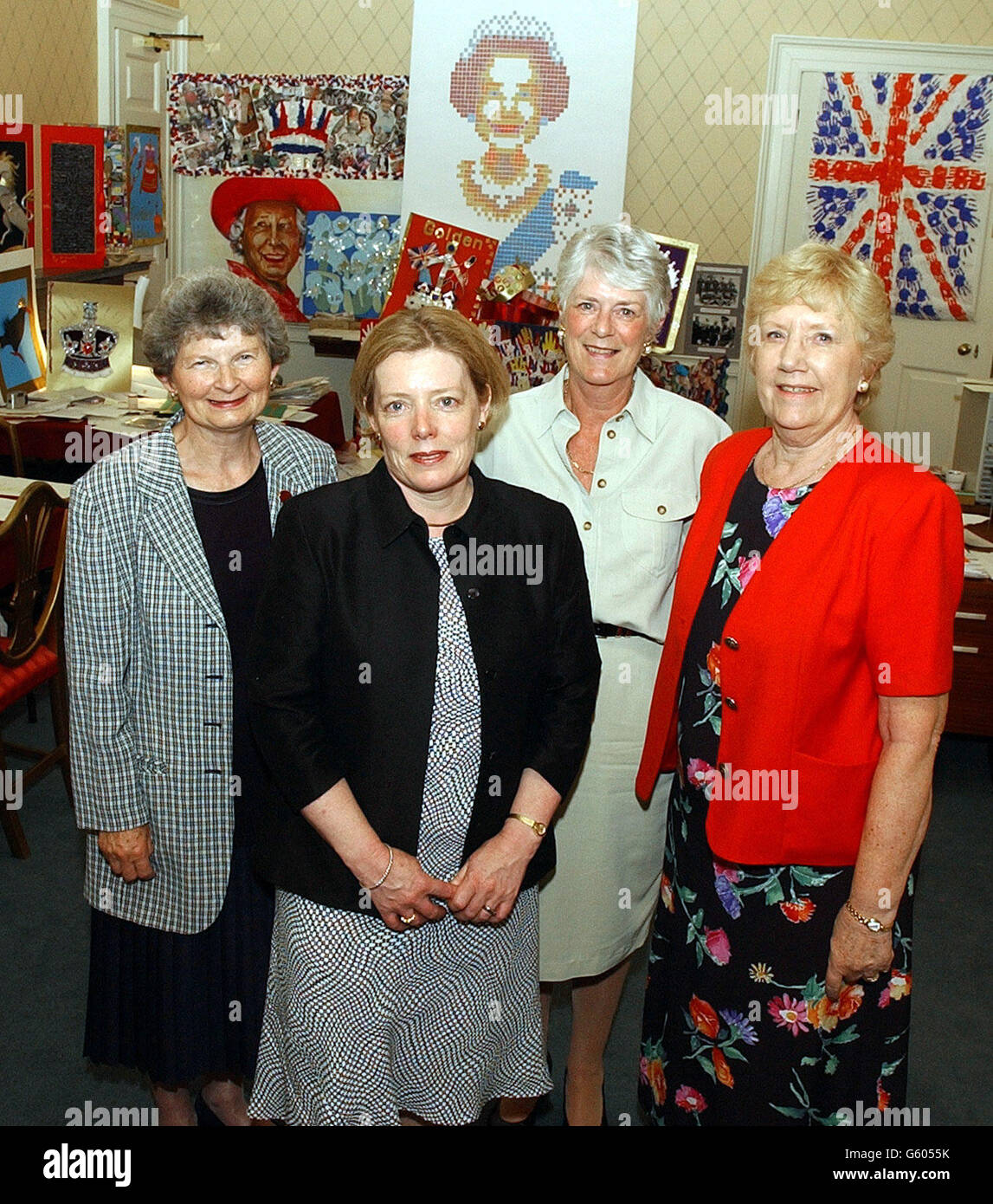 Royal household staff queenjubilee50 hi-res stock photography and ...
