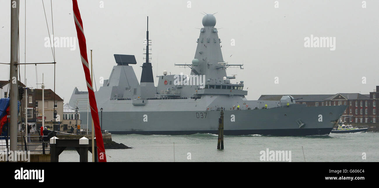 Hms duncan in war hi-res stock photography and images - Alamy