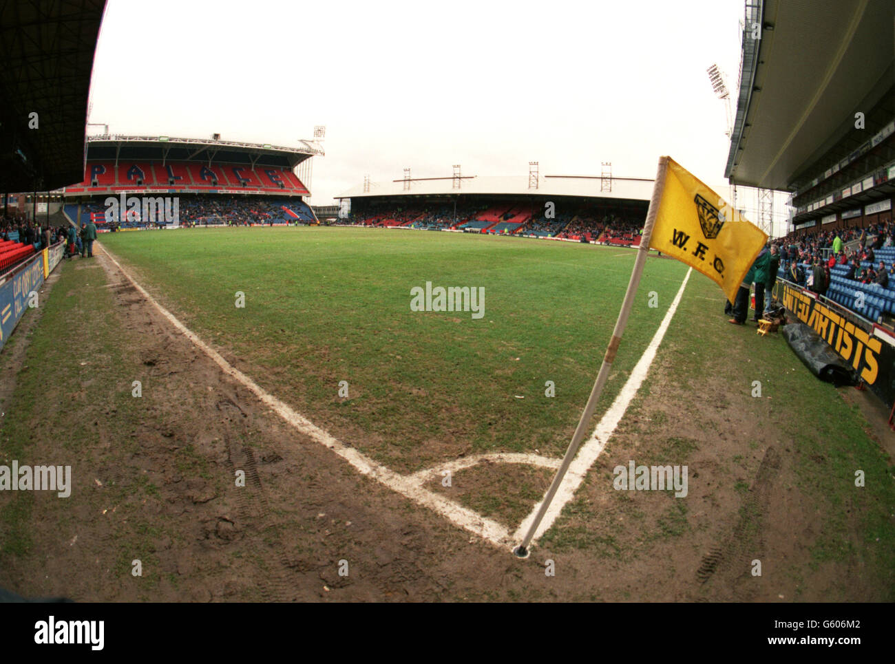 Soccer carling premier league wimbledon hi-res stock photography and ...