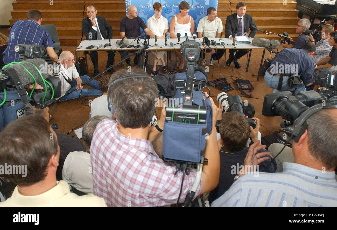 Sharon and leslie chapman the parents of jessica hi-res stock ...