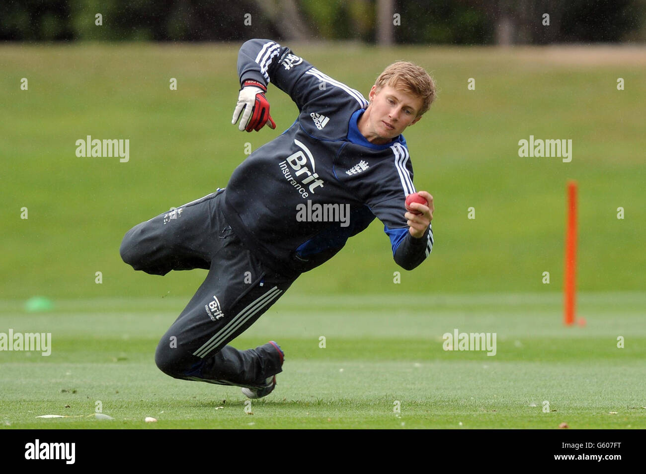 Nets practice session university oval hi-res stock photography and ...