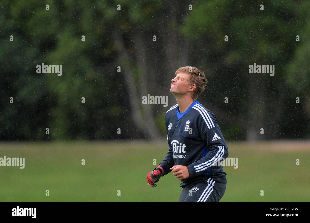 Nets practice session university oval hi-res stock photography and ...