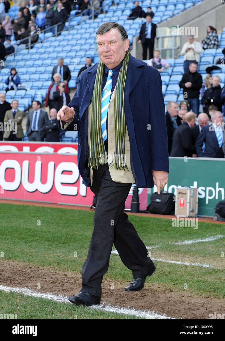 Alan turner hi-res stock photography and images - Alamy