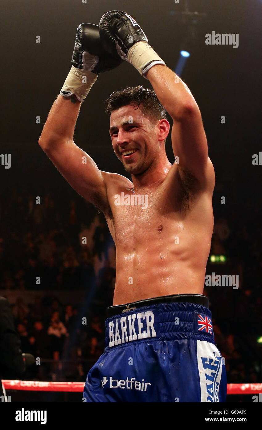 Darren barker v simone rotolo hi-res stock photography and images - Alamy