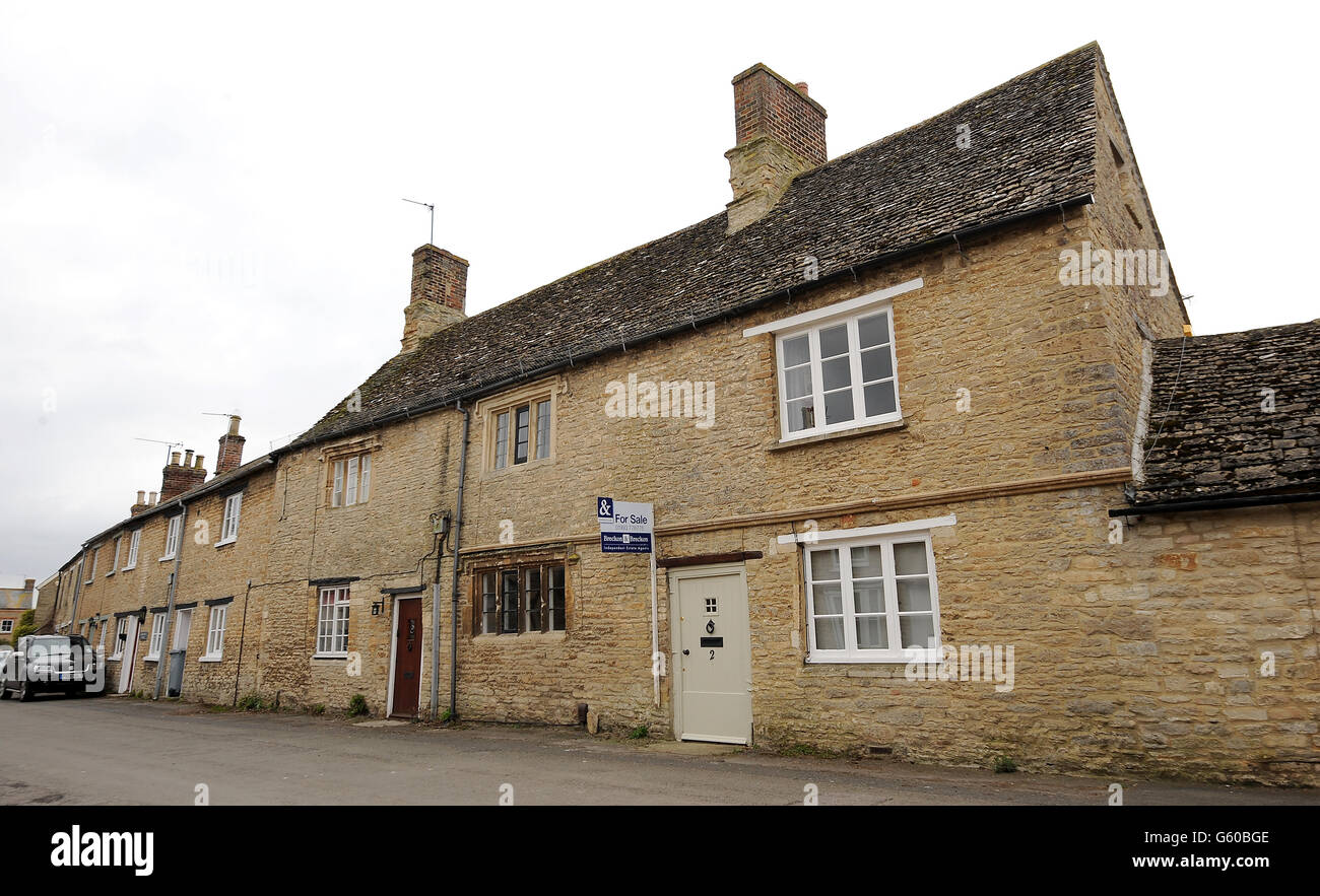Bampton oxfordshire downton abbey hi-res stock photography and images ...