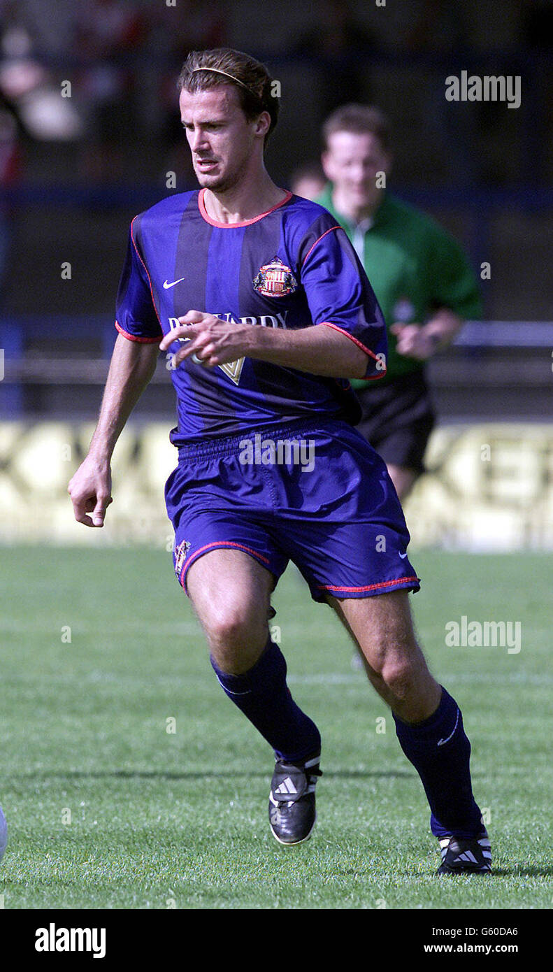 Sport football photographer steve parkin hi-res stock photography and ...