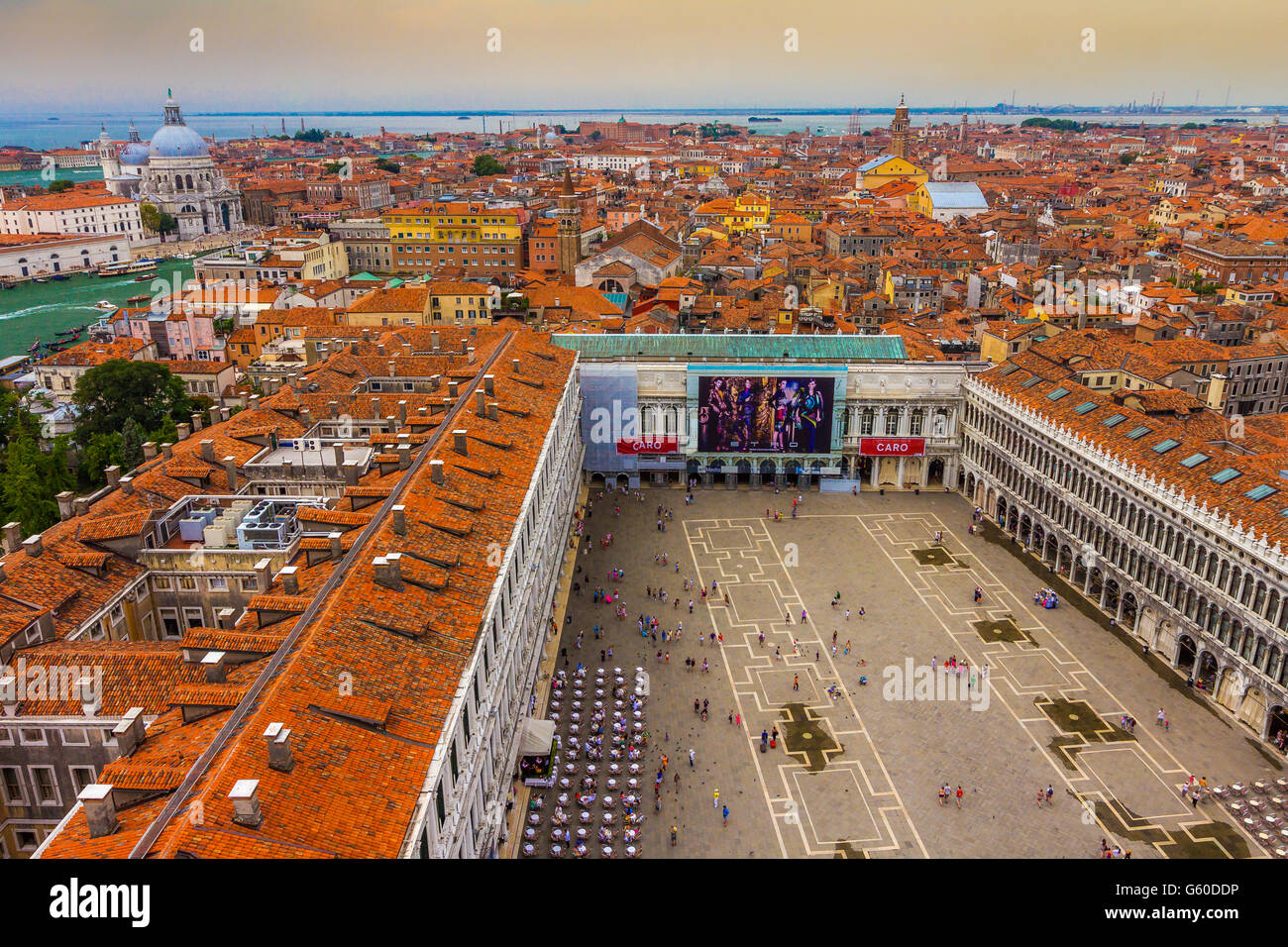 Mark square hi-res stock photography and images - Alamy