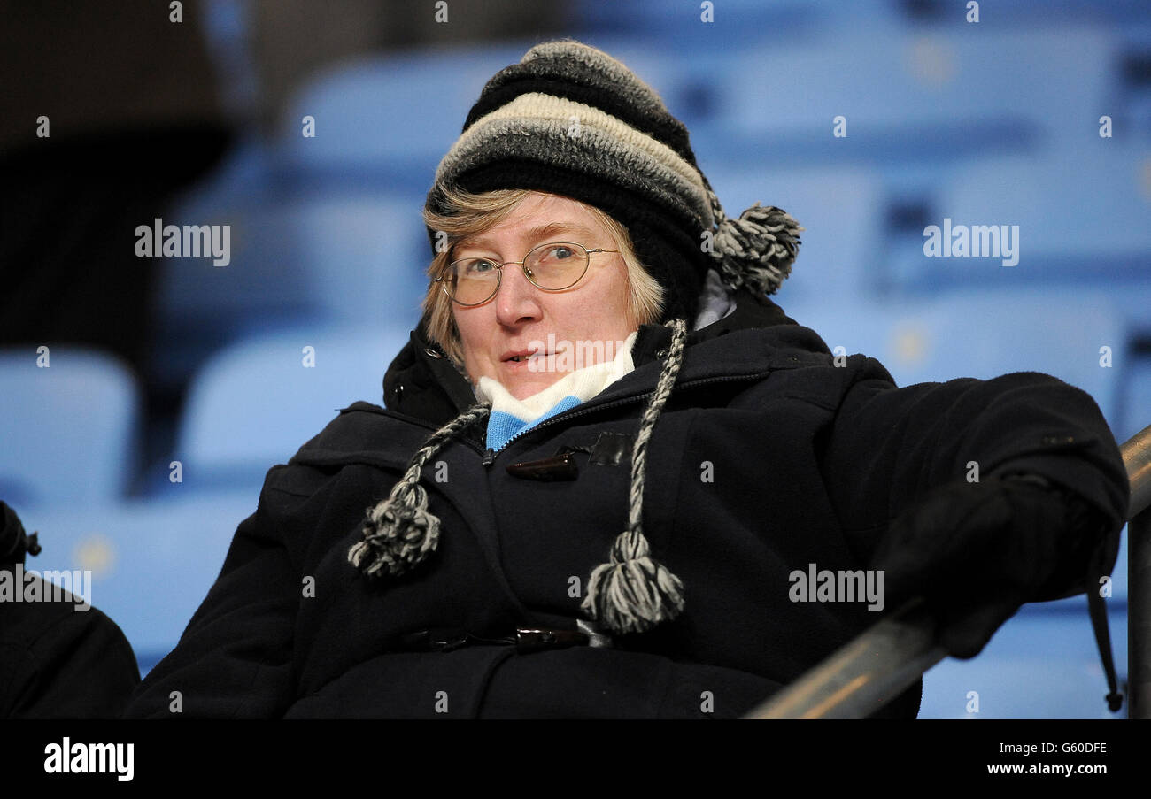 Football fans headshot head shot portrait hi-res stock photography and ...