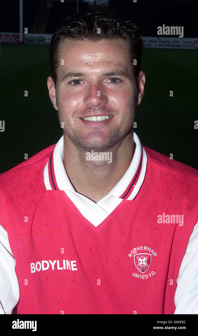 Utd 2002 2003 hi-res stock photography and images - Alamy