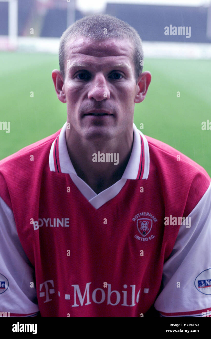 Utd 2002 2003 hi-res stock photography and images - Alamy