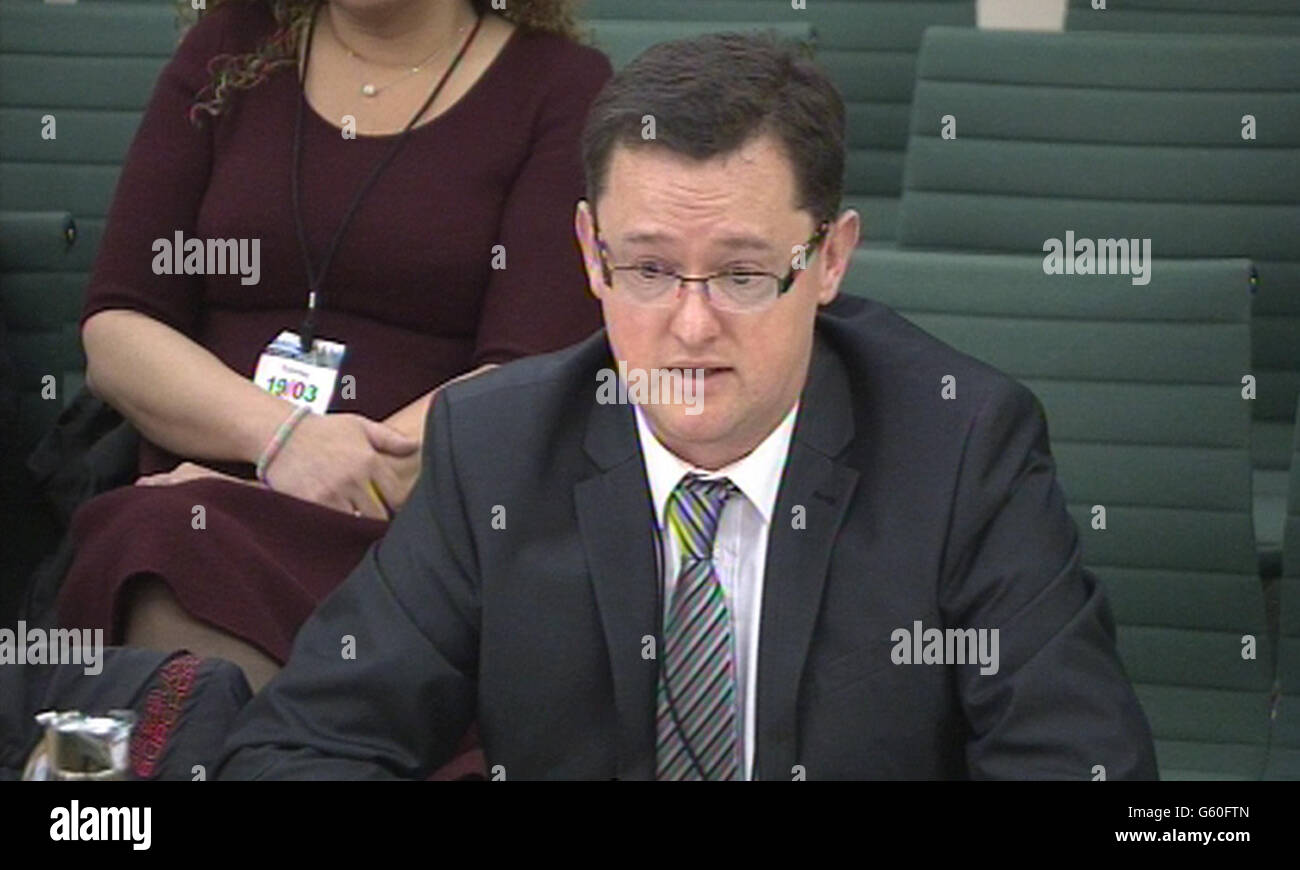 Gary Walker gives evidence Stock Photo - Alamy