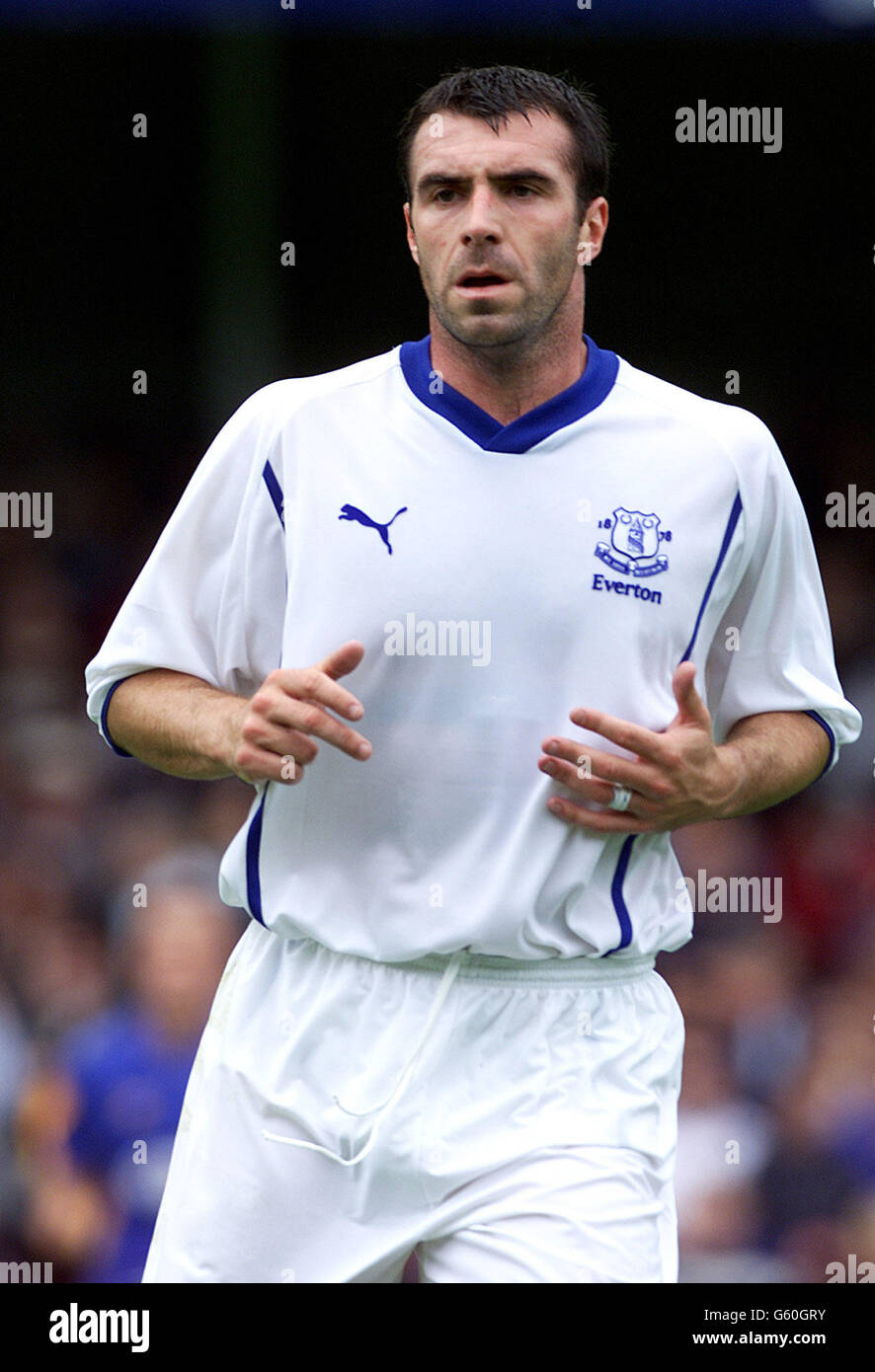 Football action david unsworth hi-res stock photography and images - Alamy