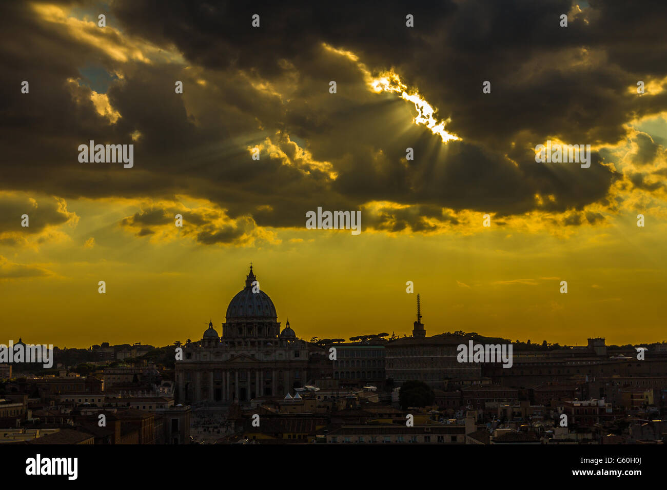 Vatican rome sunset dome hi-res stock photography and images - Alamy