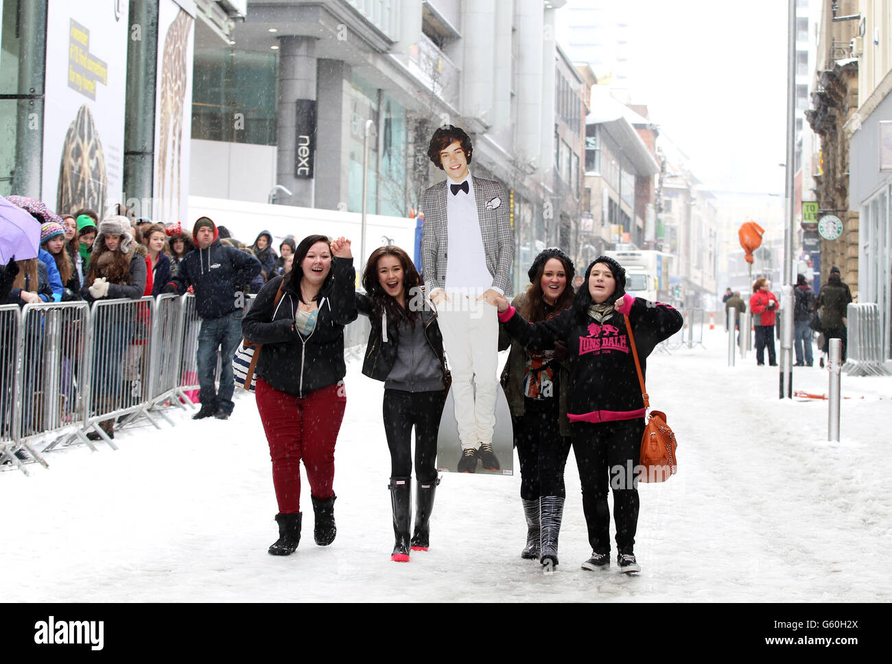 Opening of 1d world pop up store hi-res stock photography and images ...