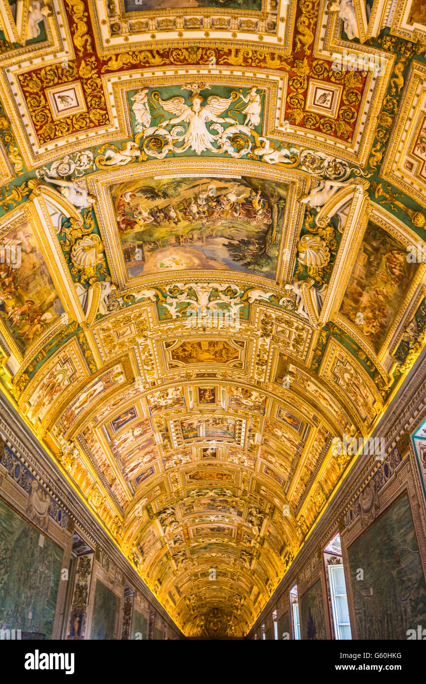 Ceiling of Vatican city museum Stock Photo - Alamy