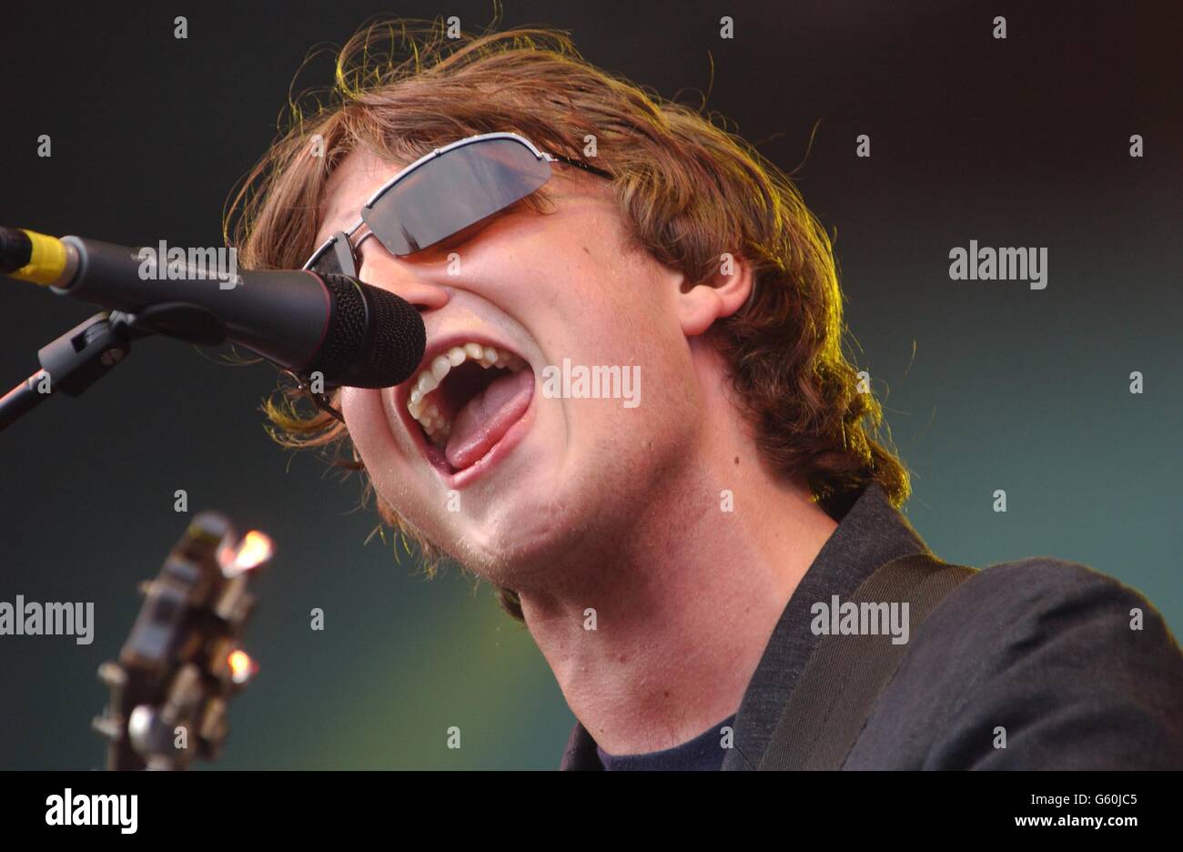 Starsailor V2002 music festival Stock Photo - Alamy