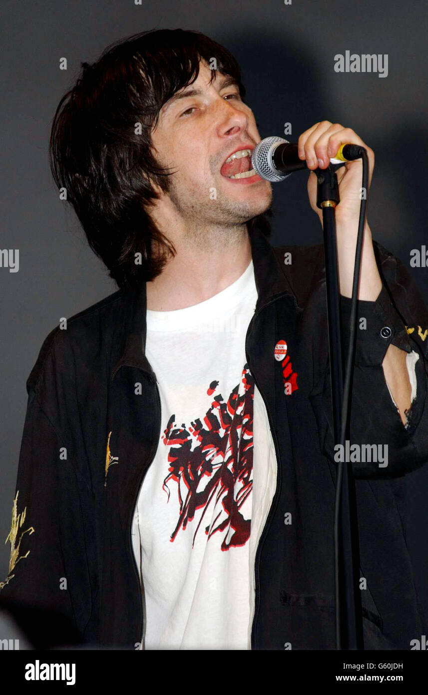 Bobby gillespie lead singer of primal scream hi-res stock photography ...