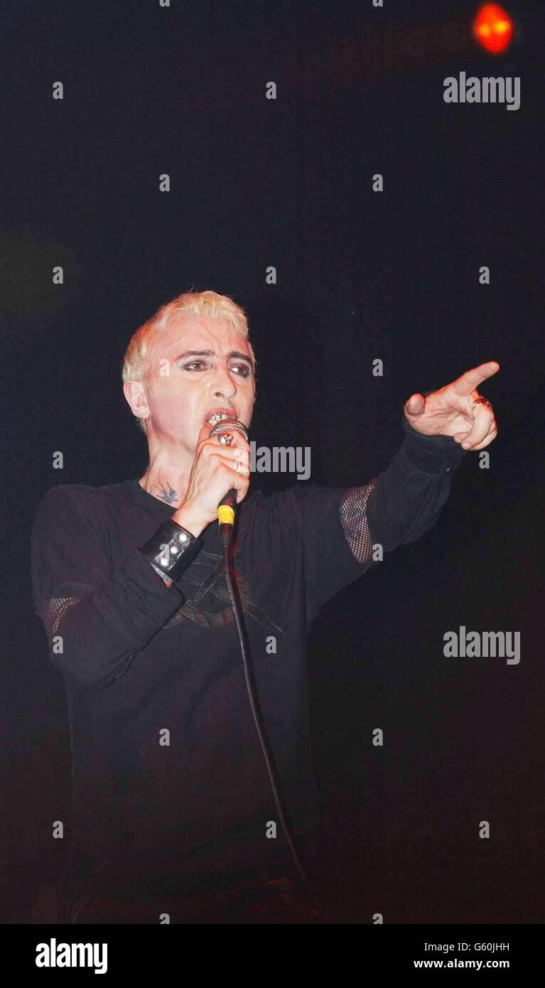 Soft cell singer marc almond hi-res stock photography and images - Alamy