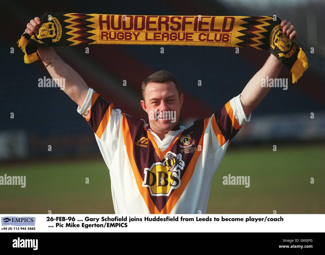 Huddersfield rugby player hi-res stock photography and images - Alamy